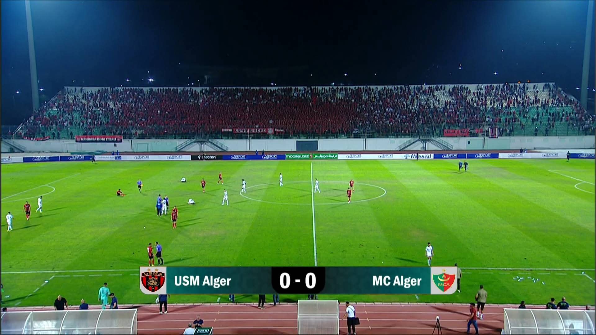 Football: Ligue 1 Mobilis: USMA-MCA: Le derby algérois se termine sans ...